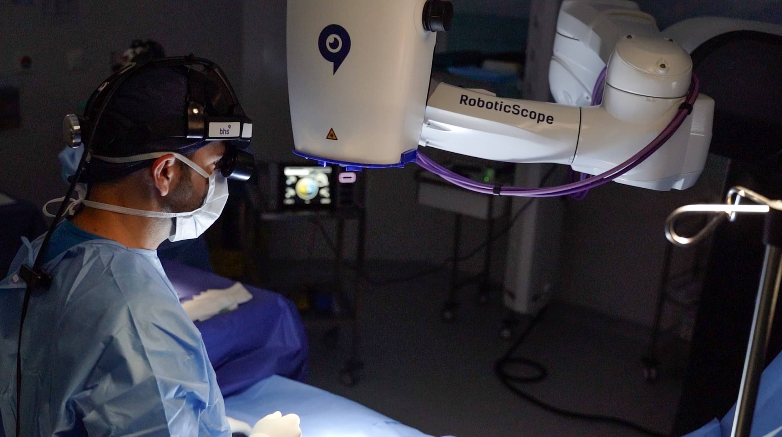 New Robotic Scope-Assisted Surgery - Mubadala Health Dubai
